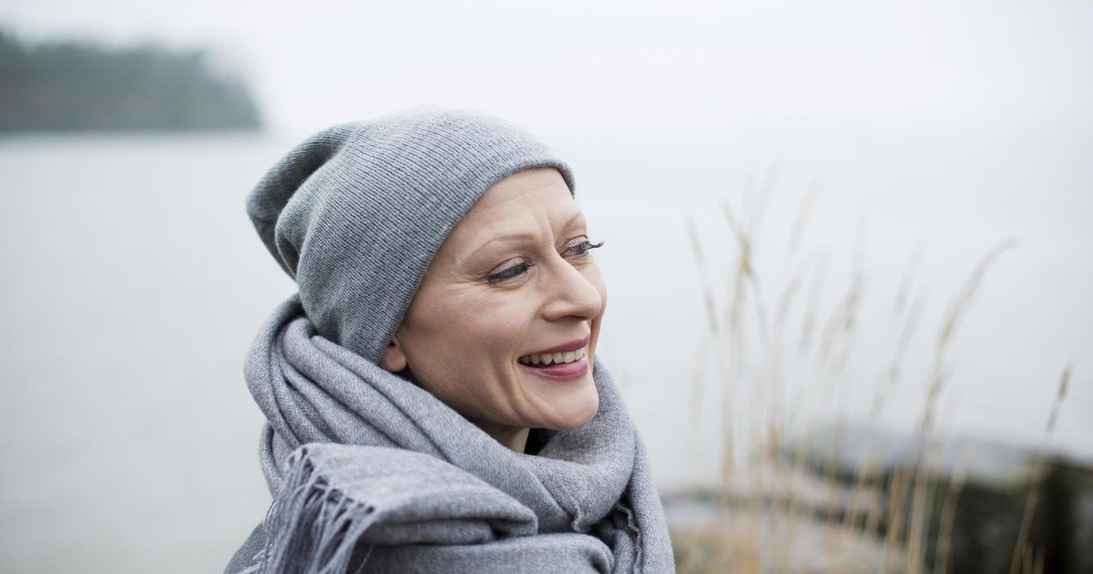 Emma, 45, menetti hiuksensa: ”Peruukki päässä oli vaikea heittäytyä ...